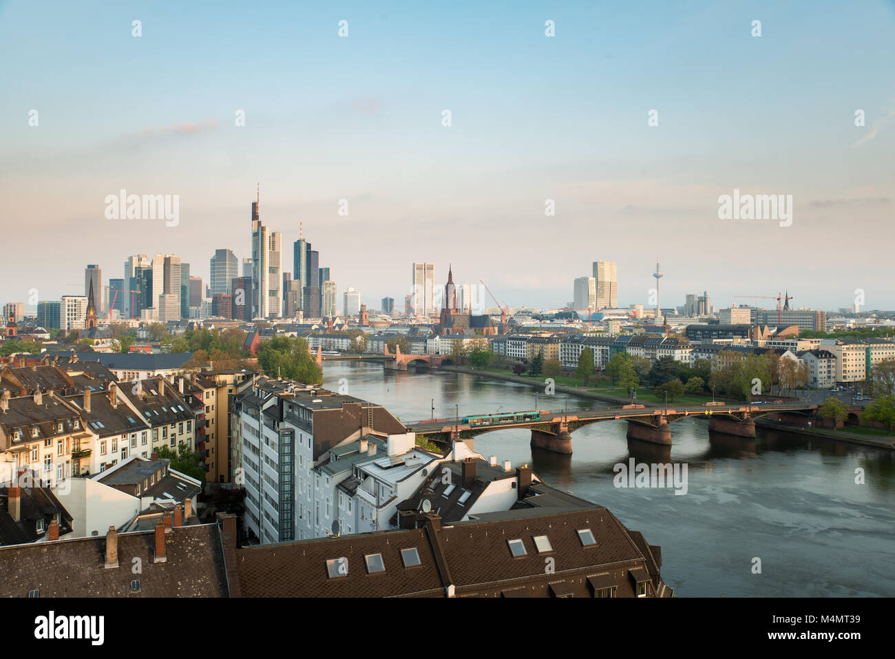 Aerial view river main downtown skyscrapers hi-res stock photography ...