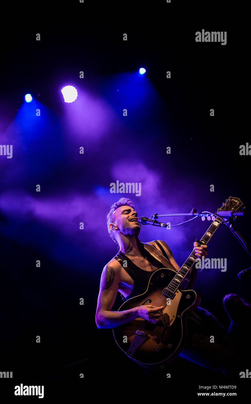 Asaf avidan live hi-res stock photography and images - Alamy