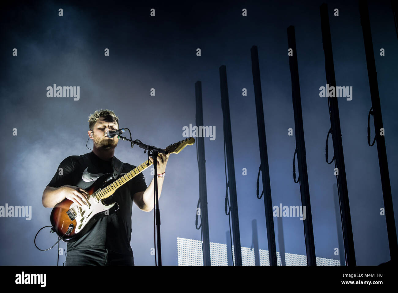 Alt j live hi-res stock photography and images - Alamy