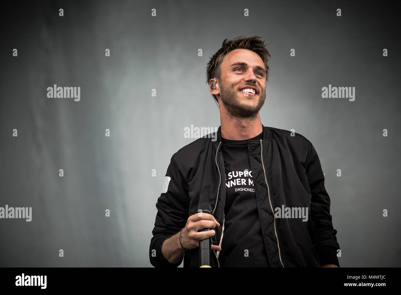 Clueso hi-res stock photography and images - Alamy