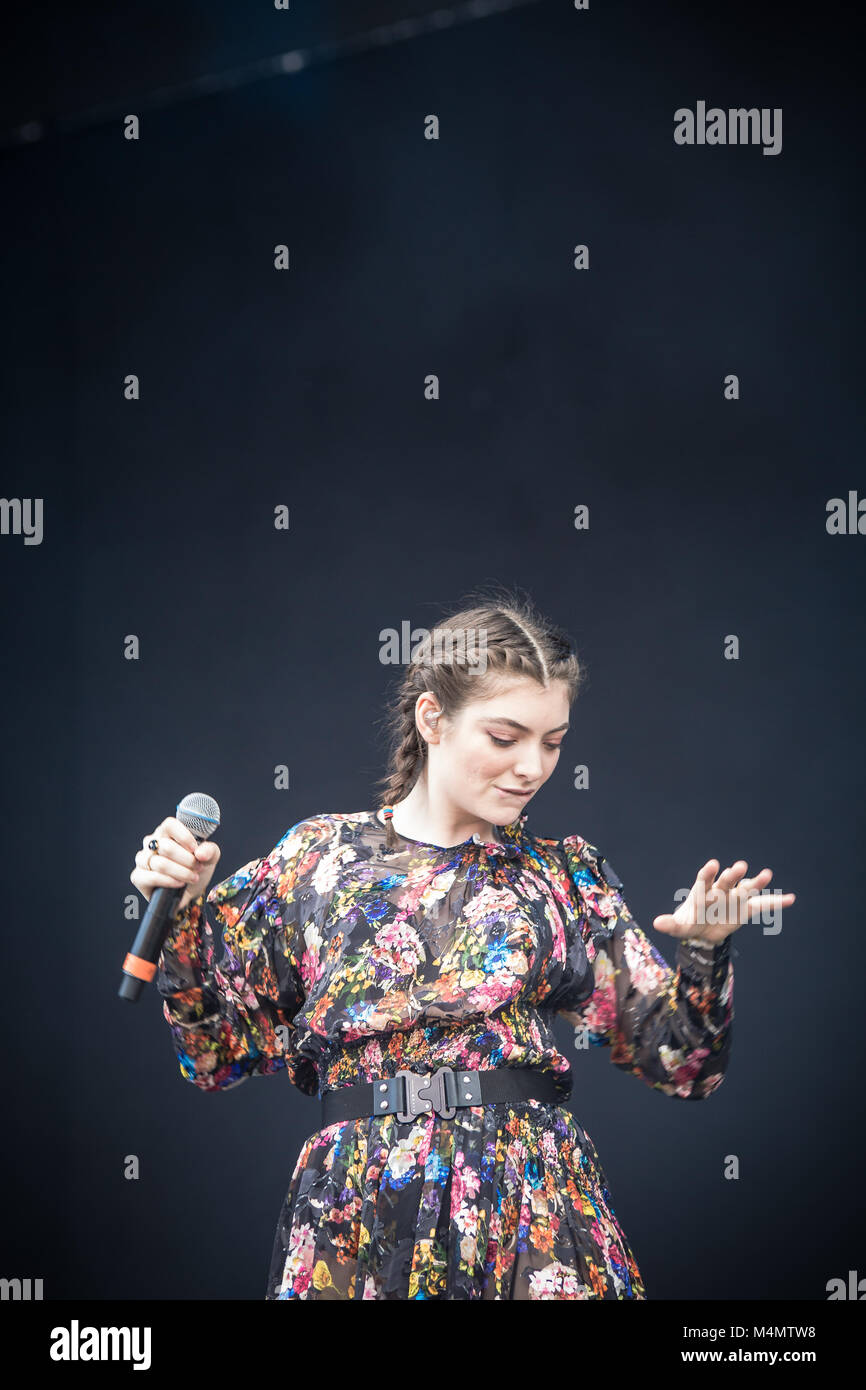 Lorde with hi-res stock photography and images - Alamy