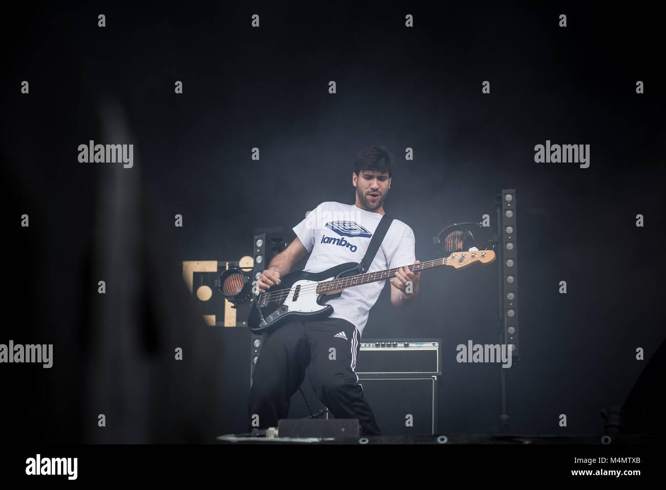 Leoniden band hi-res stock photography and images - Alamy