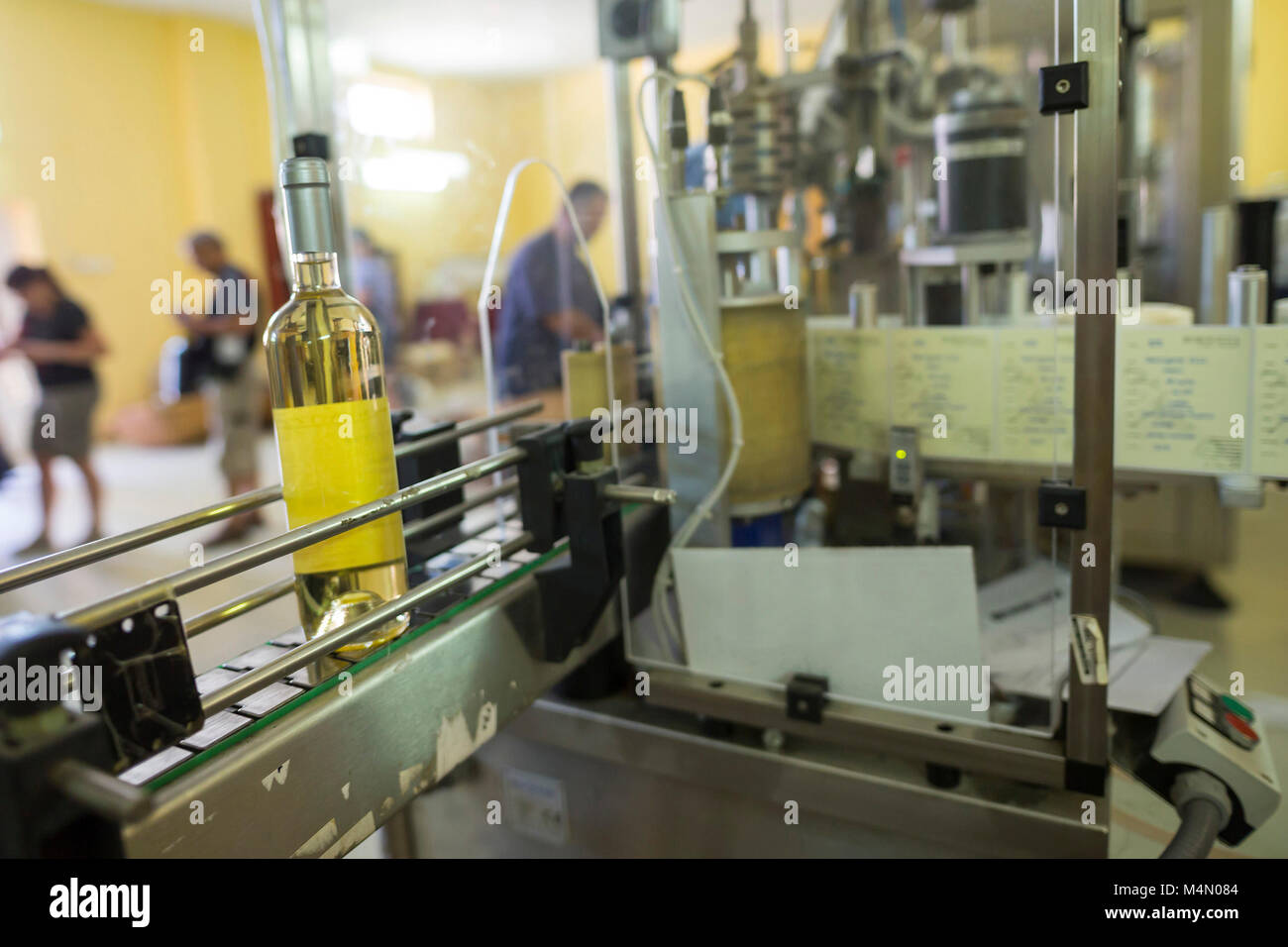 Labeled bottles hi-res stock photography and images - Alamy