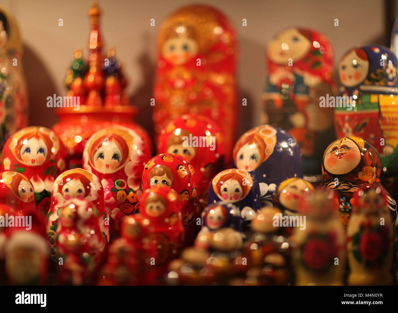 Showcase of with bright trinkets in the souvenir shop Stock Photo - Alamy