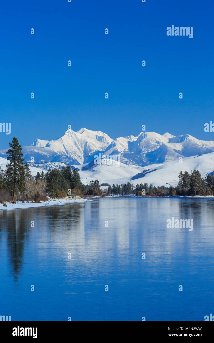 flathead river below the mission mountains in winter near dixon ...