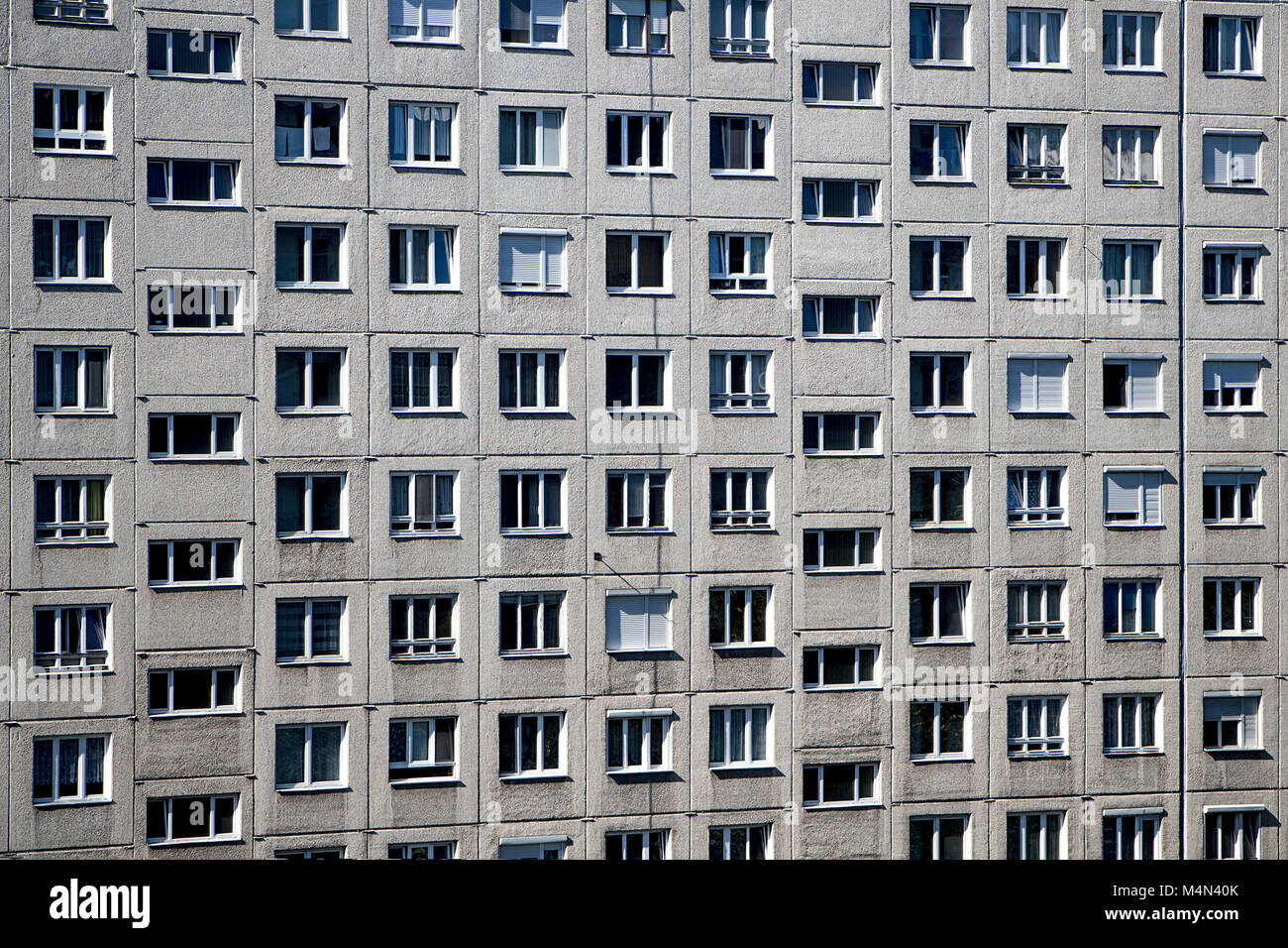 Panel apartment buildings hi-res stock photography and images - Alamy