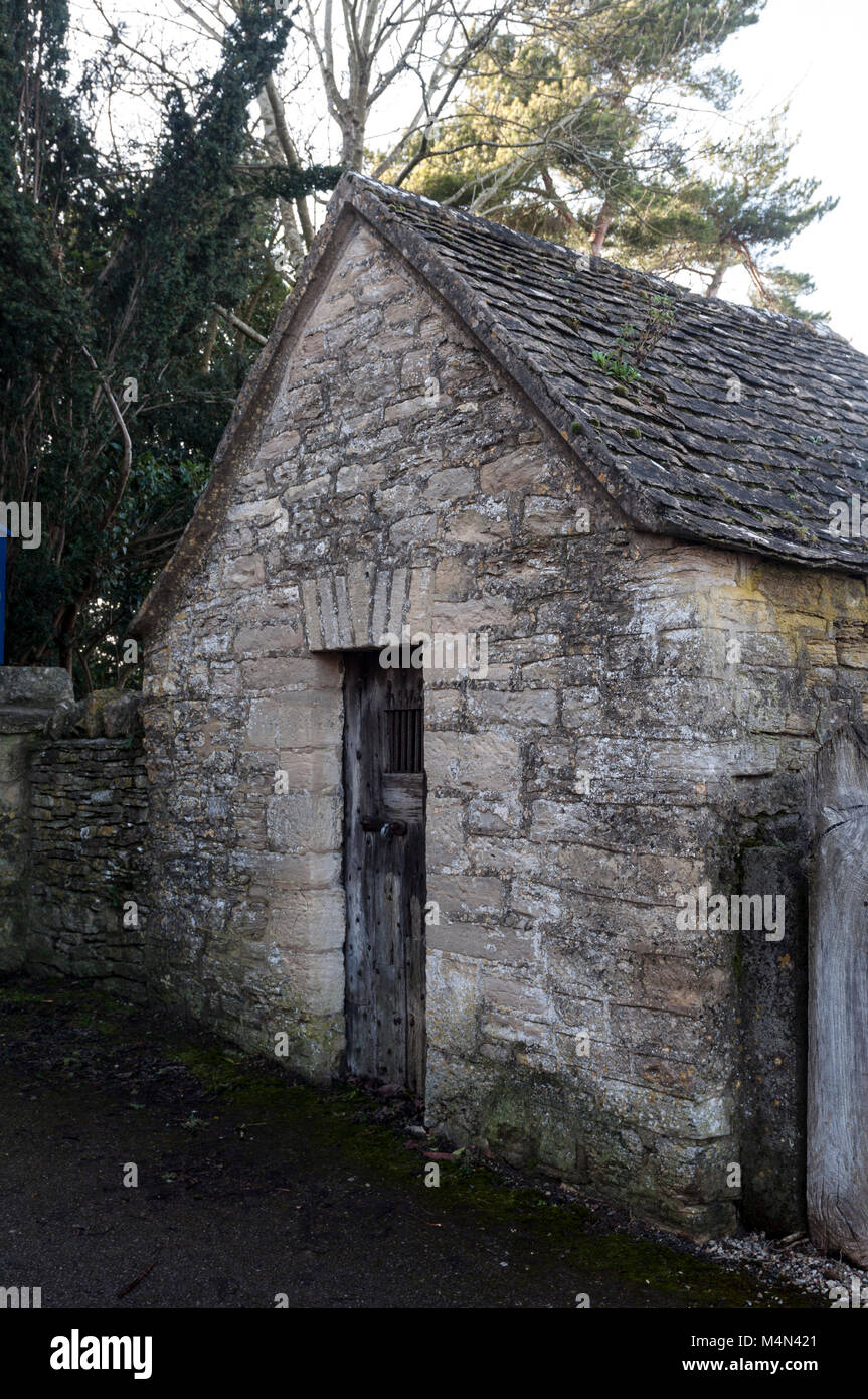 An old lock-up by St James Church, Stonesfield, Oxfordshire, England ...