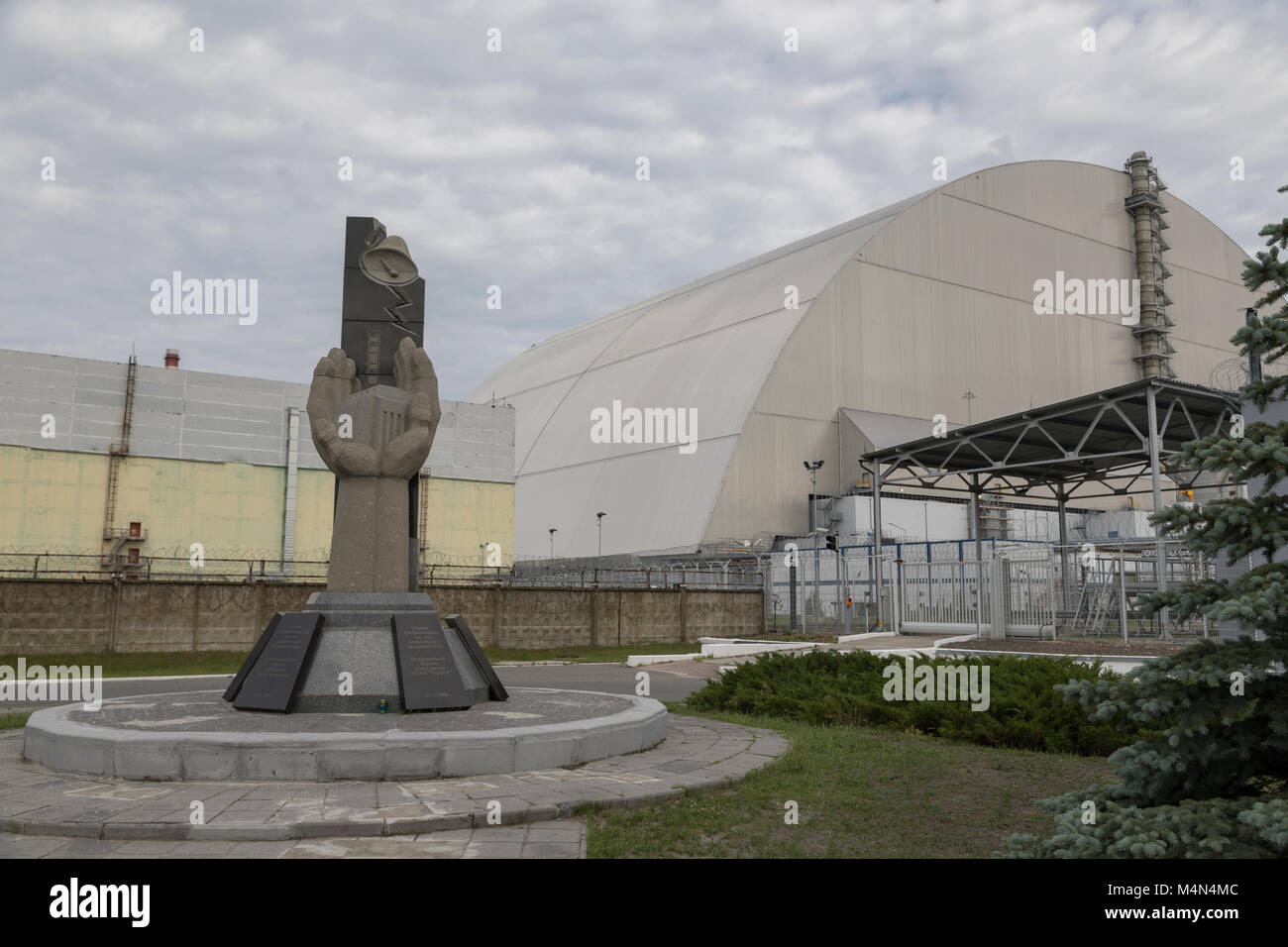 Memorial near reactor number four in Chernobyl stands infront of the ...