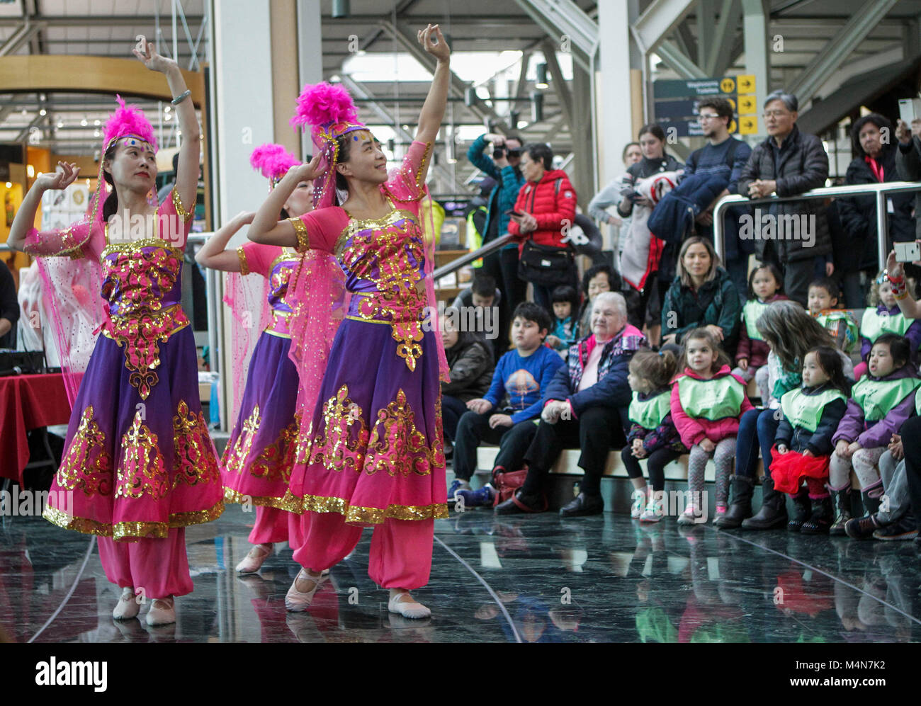 Vancouver, Canada. 16th Feb, 2018. Dancers perform Chinese dance inside ...
