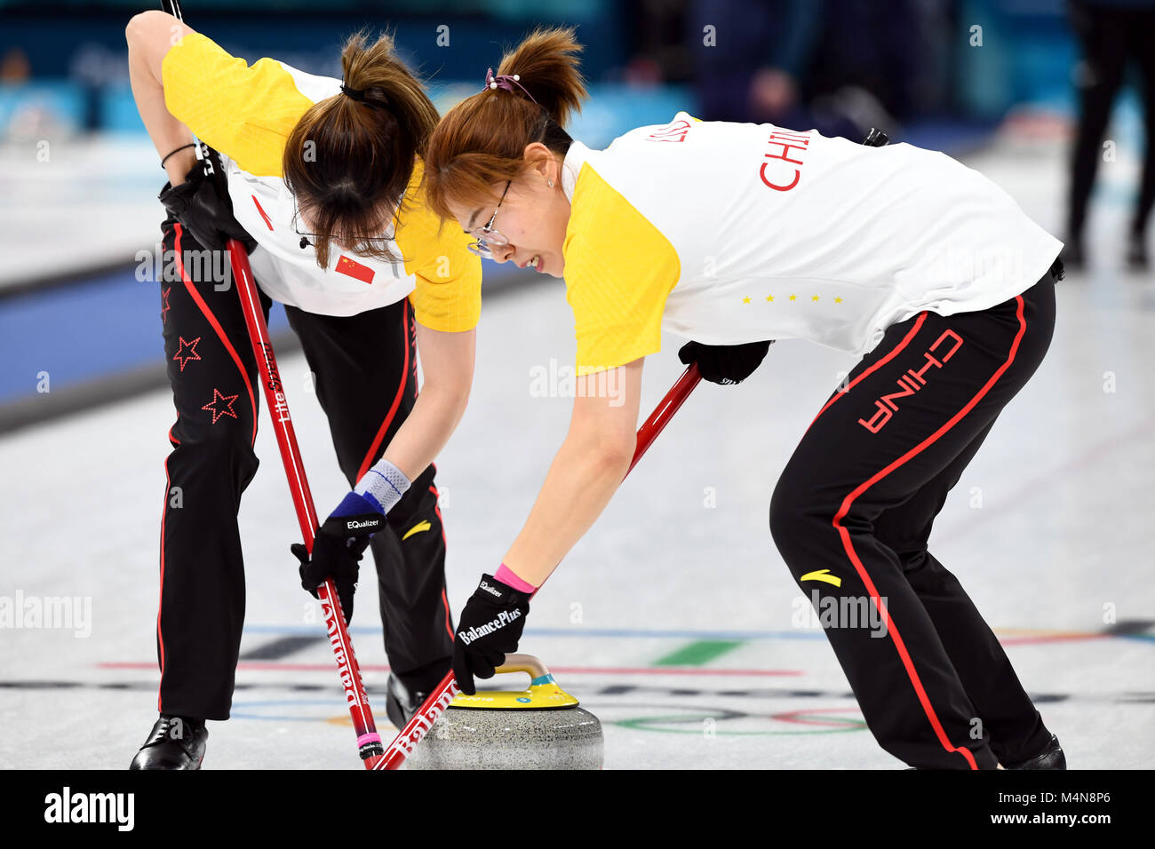 Pyeongchang, South Korea. 17th Feb, 2018. Ma Jingyi (L) and Liu Jinli ...