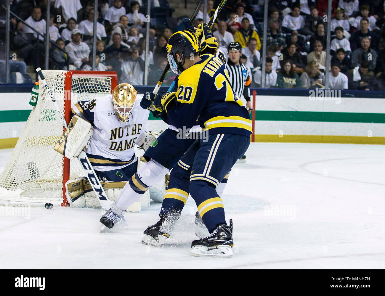 February 16, 2018: Notre Dame goaltender Cale Morris (32) makes the ...
