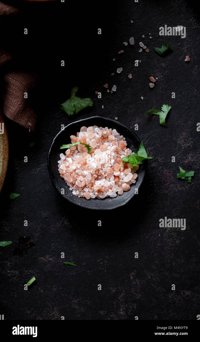 Himalayan salt rocks hi-res stock photography and images - Alamy