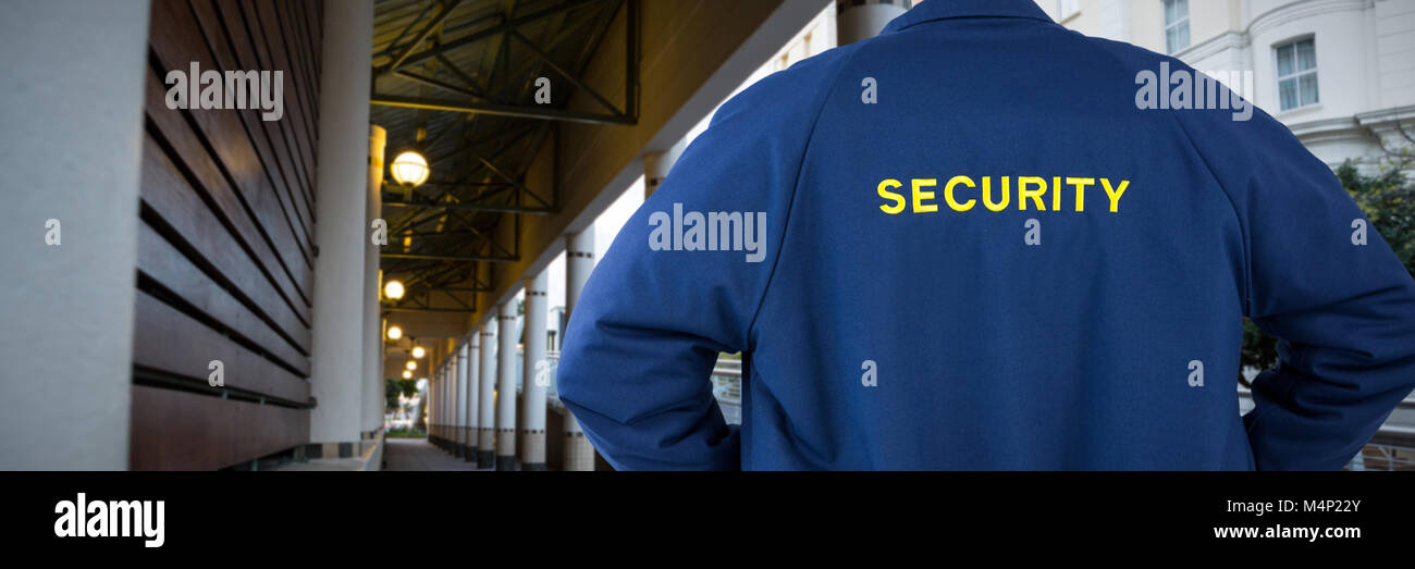 Security uniform hi-res stock photography and images - Alamy