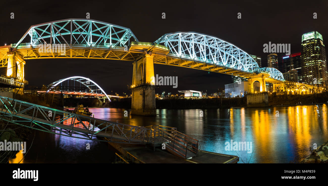 John seigenthaler pedestrian bridge hi-res stock photography and images ...