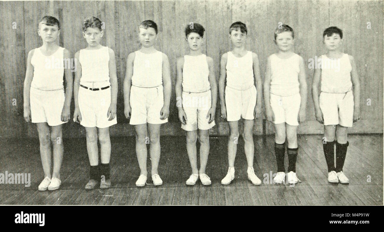 This 1923 publication examines the inheritance of body-build ...