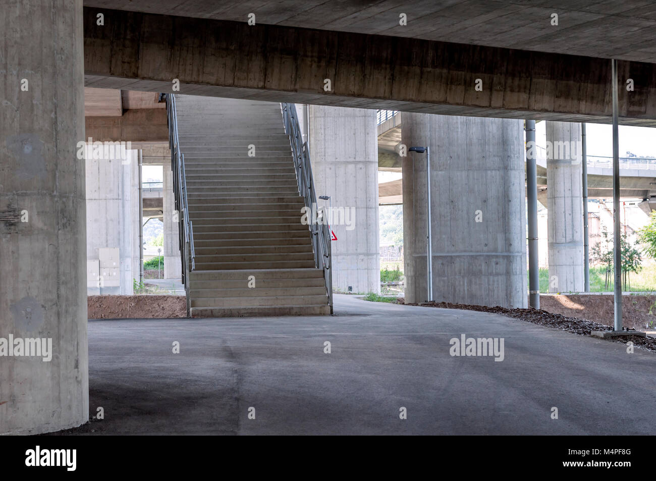 Industrial highway motorway building hi-res stock photography and ...