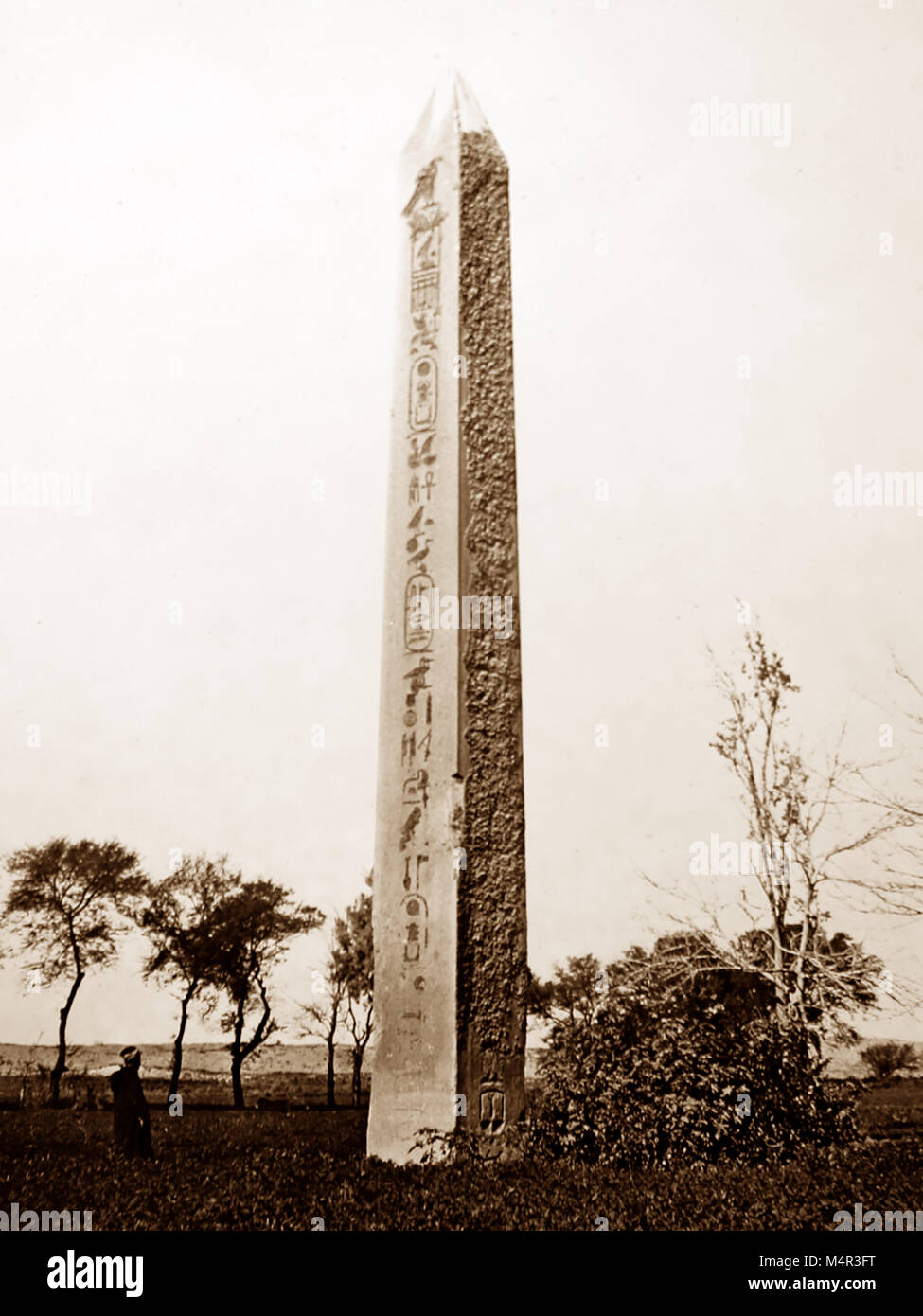 Victorian obelisk hi-res stock photography and images - Alamy
