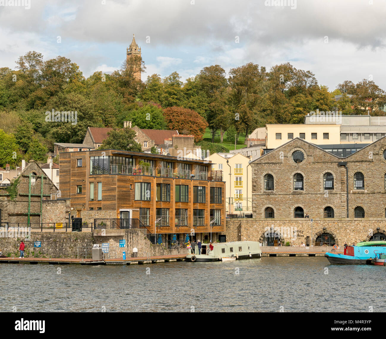 Dock barge hi-res stock photography and images - Alamy