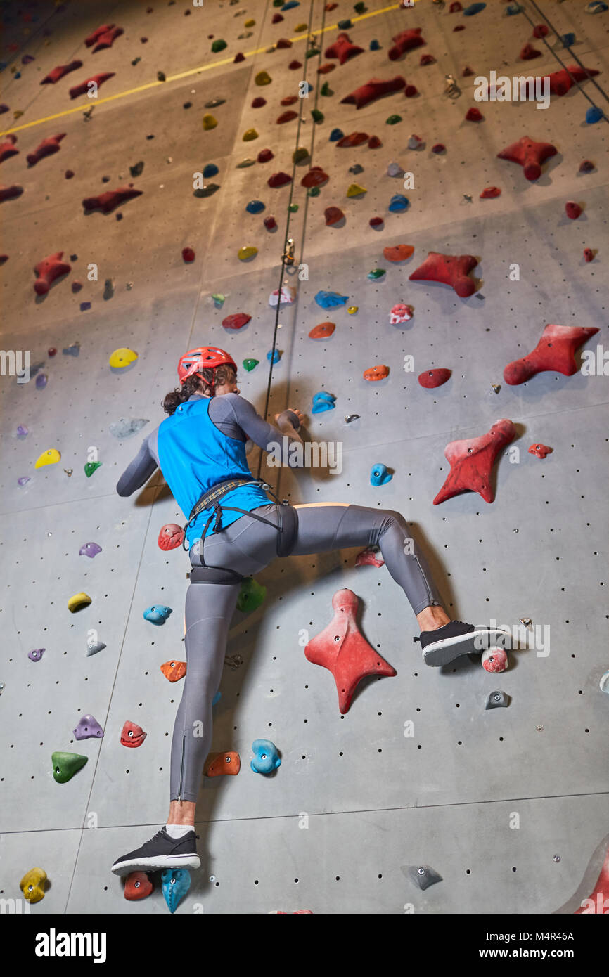 Back of climber with equipment hi-res stock photography and images - Alamy