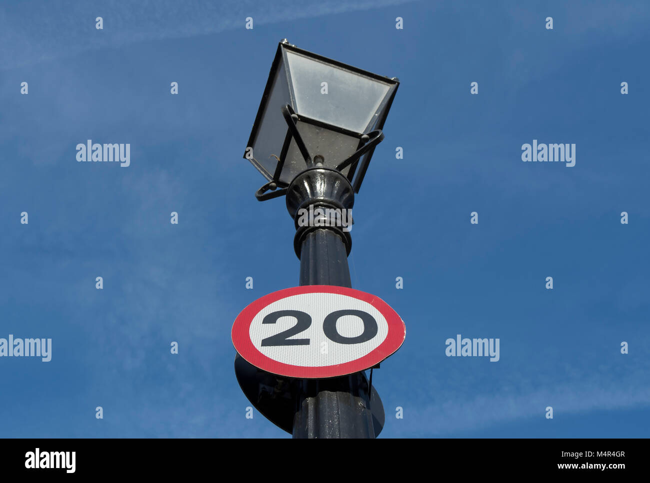 20 Miles Per Hour Sign Hi res Stock Photography And Images Alamy 20-miles-per-hour-sign-hi-res-stock-photography-and-images-alamy