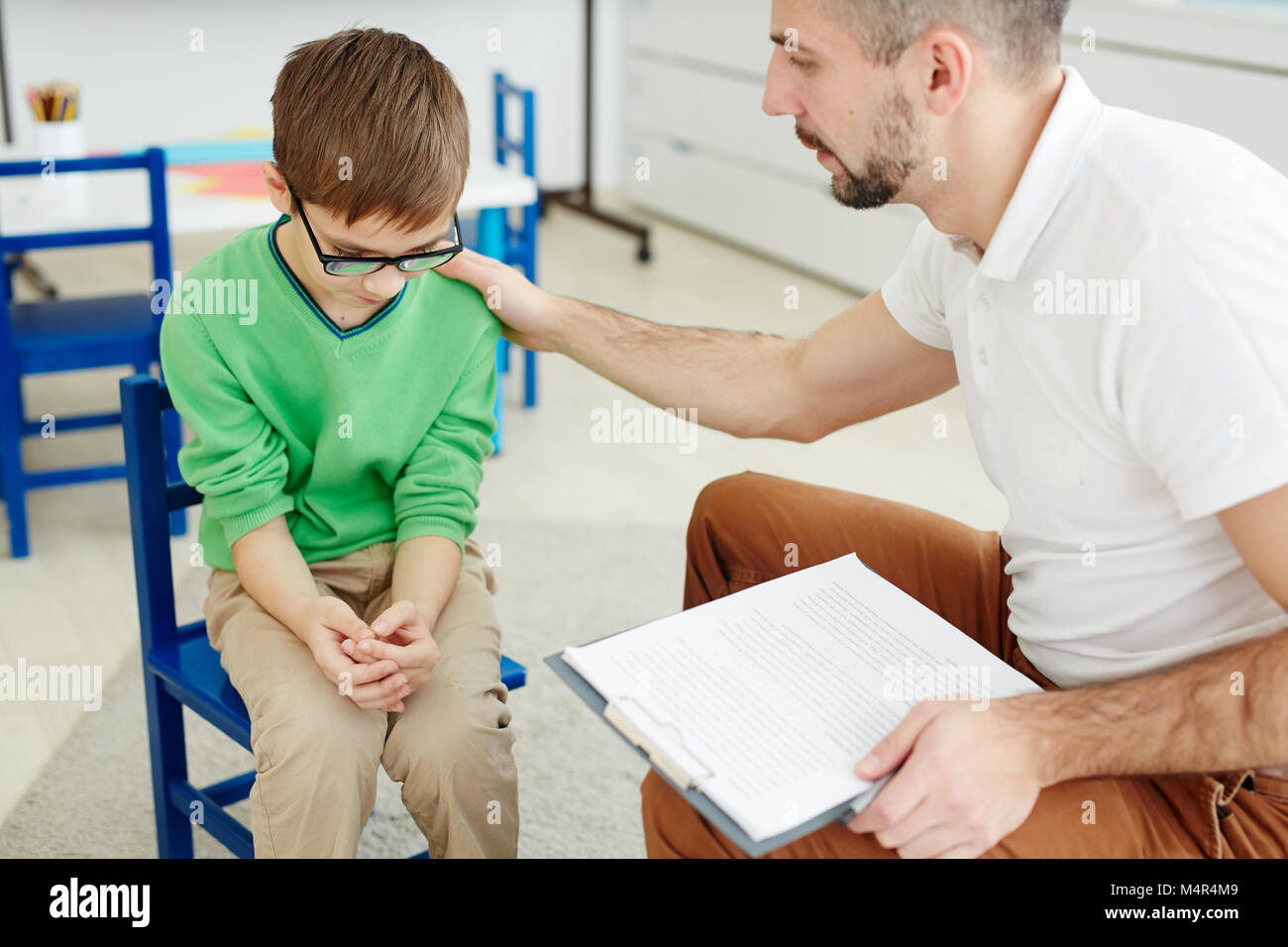 Psychological help hi-res stock photography and images - Alamy