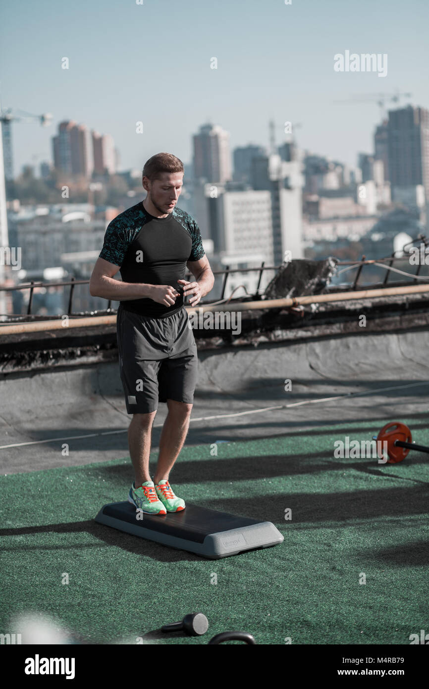 Roof jumping hi-res stock photography and images - Alamy