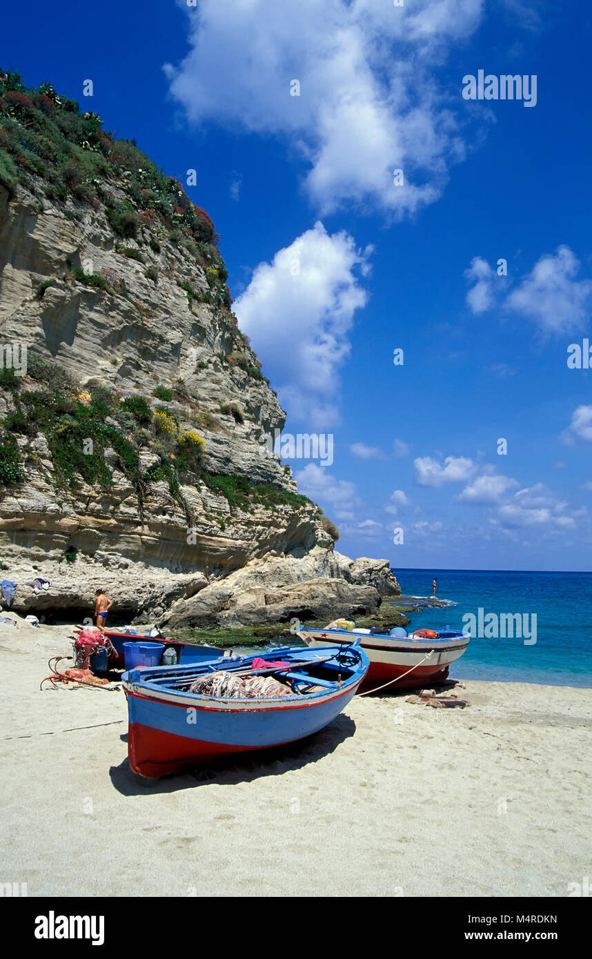 Tropea calabria strand hi-res stock photography and images - Alamy