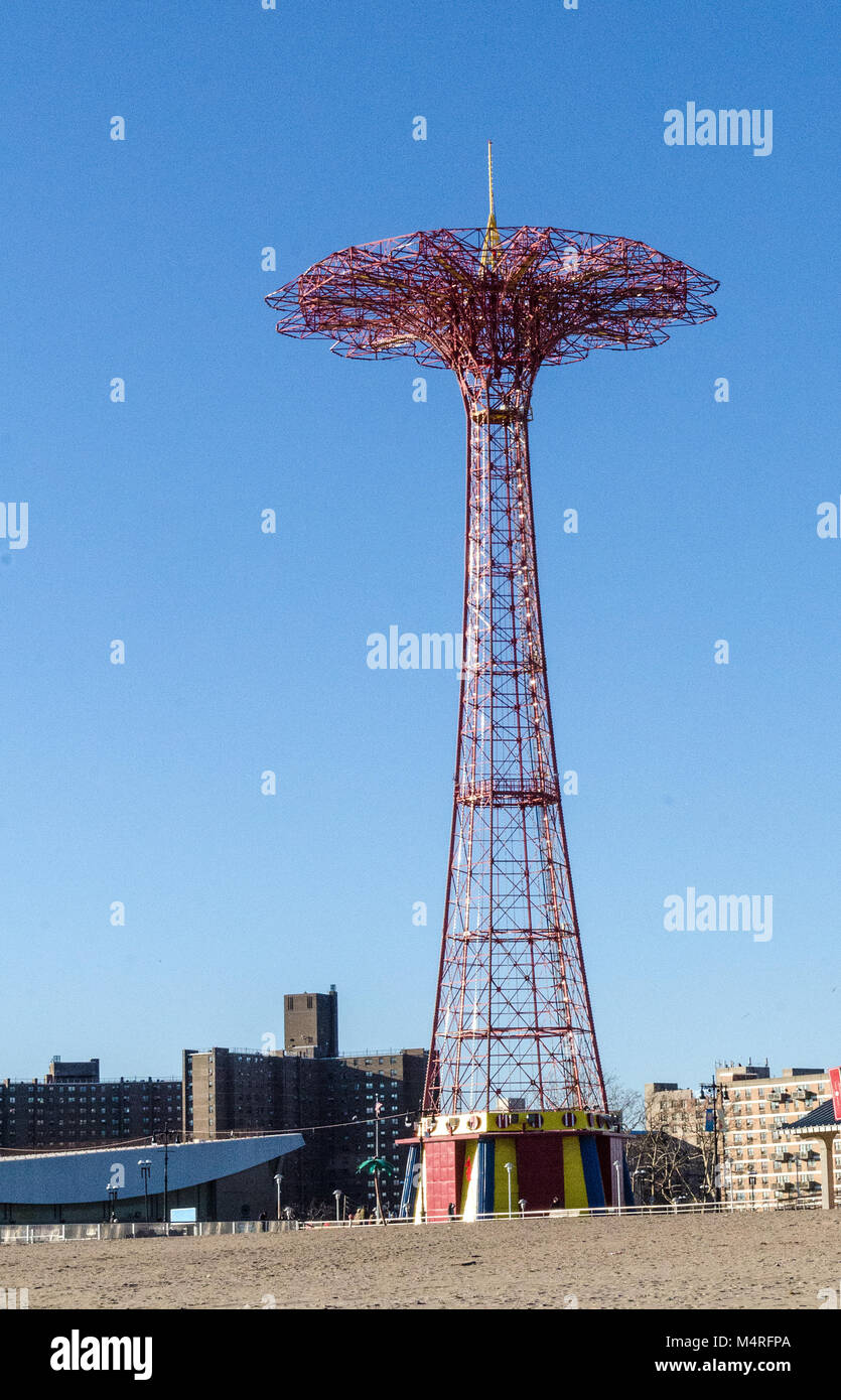 Old amusement park rides hi-res stock photography and images - Alamy