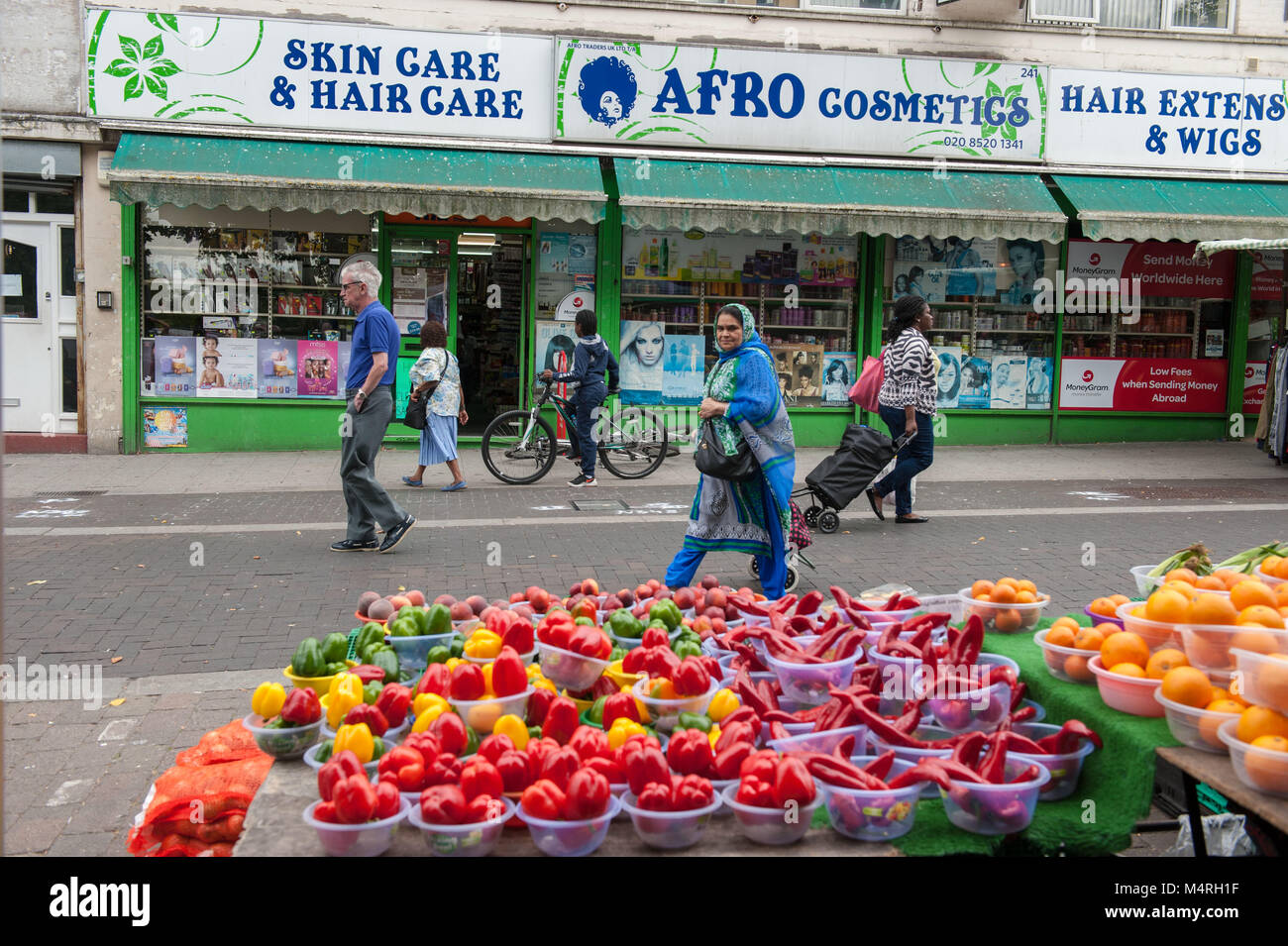 London, United Kingdom. Walthamstow market Stock Photo - Alamy