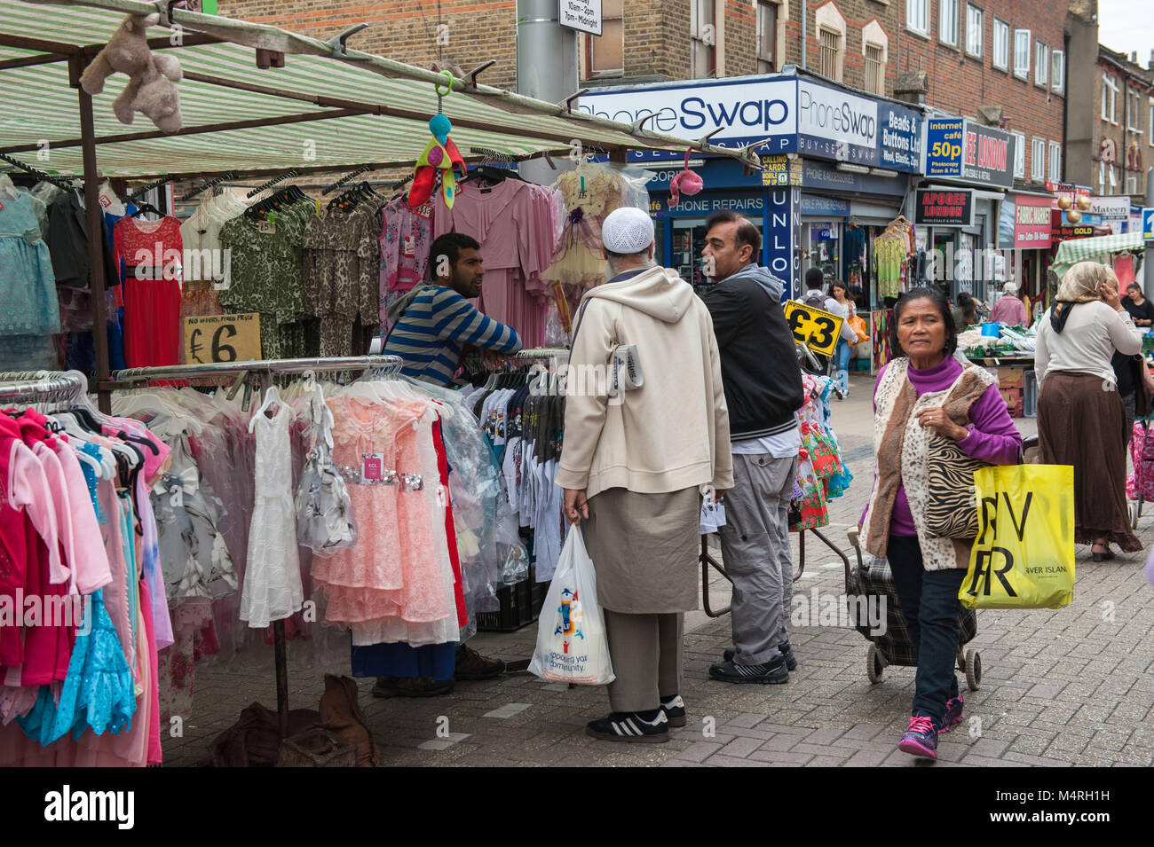 London, United Kingdom. Walthamstow market Stock Photo - Alamy