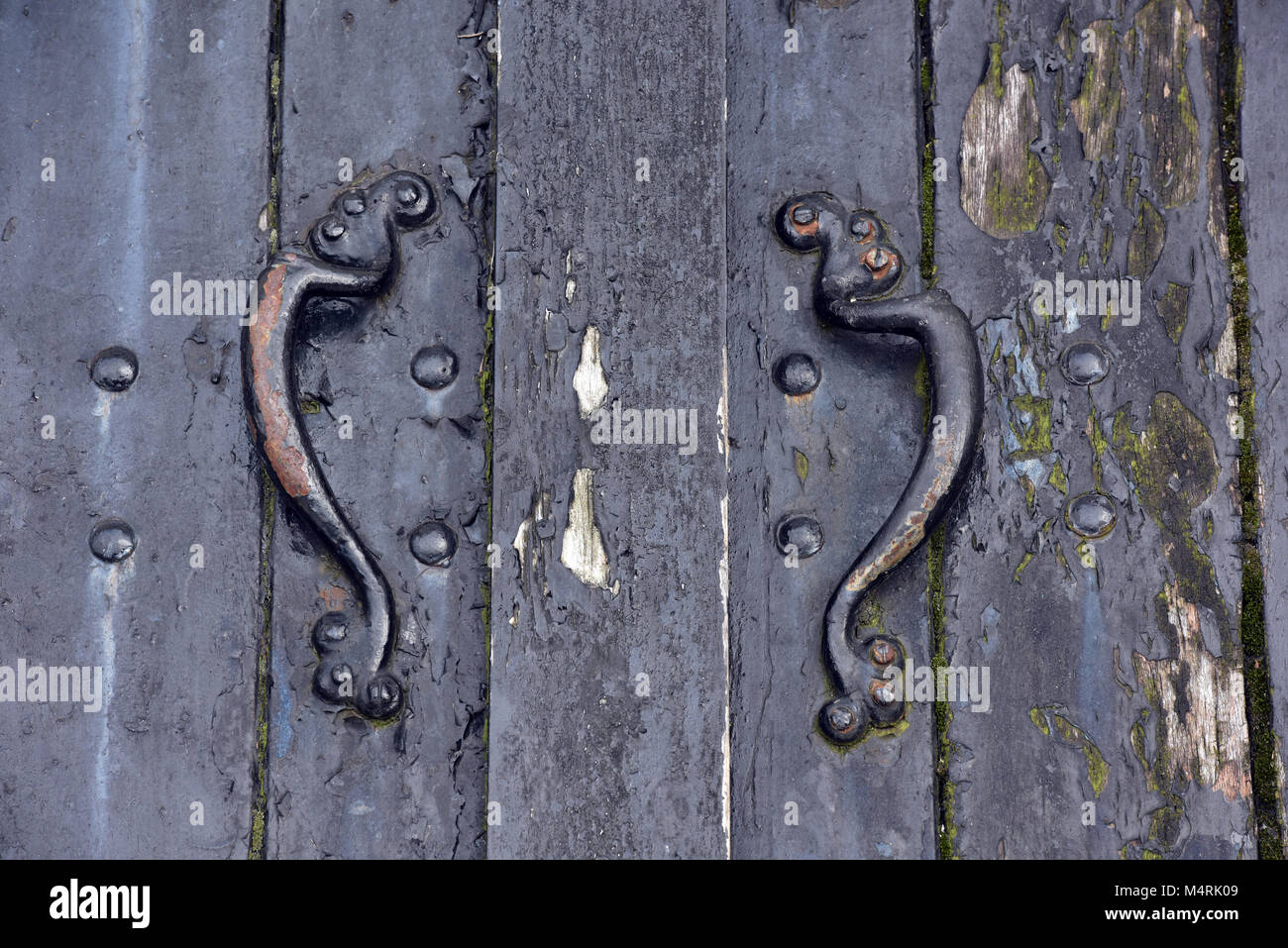 Cellar doors hi-res stock photography and images - Alamy