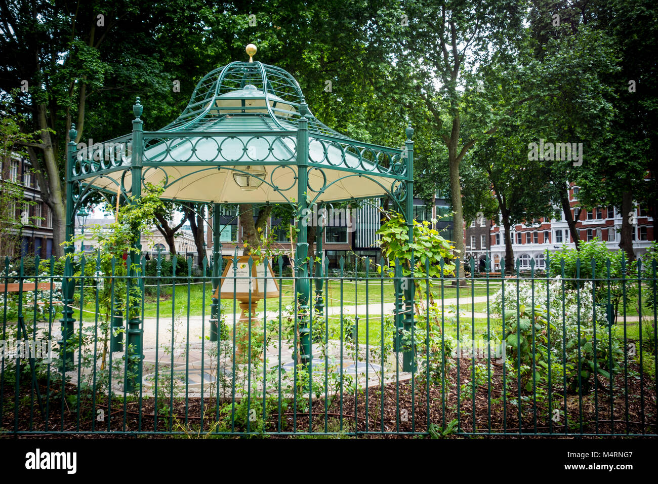 Charterhouse square hi-res stock photography and images - Alamy