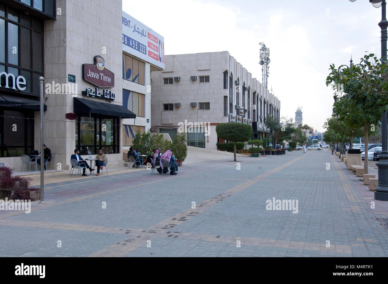 Modern saudi life hi-res stock photography and images - Alamy