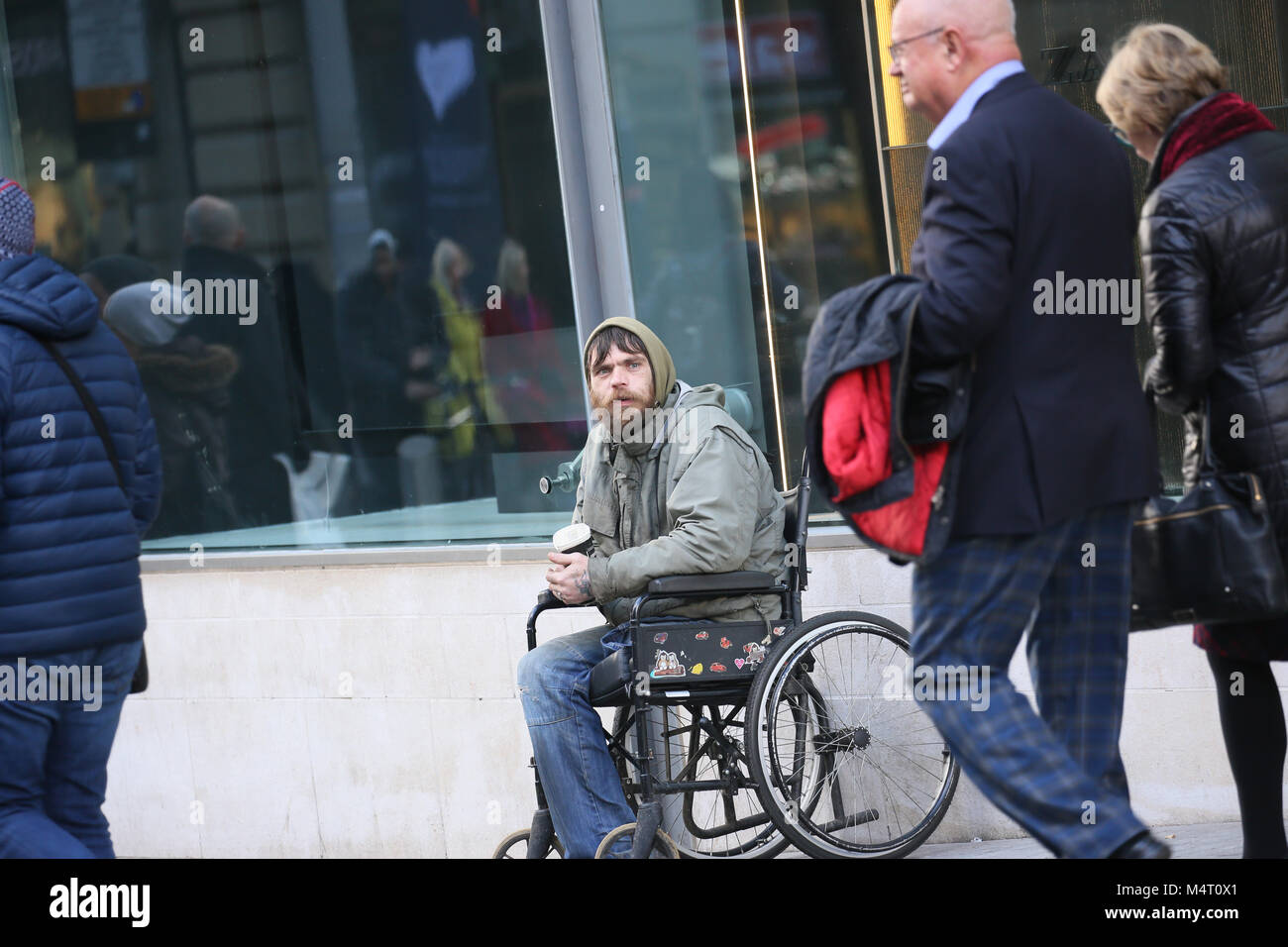 Homeless wheelchair uk hi-res stock photography and images - Alamy