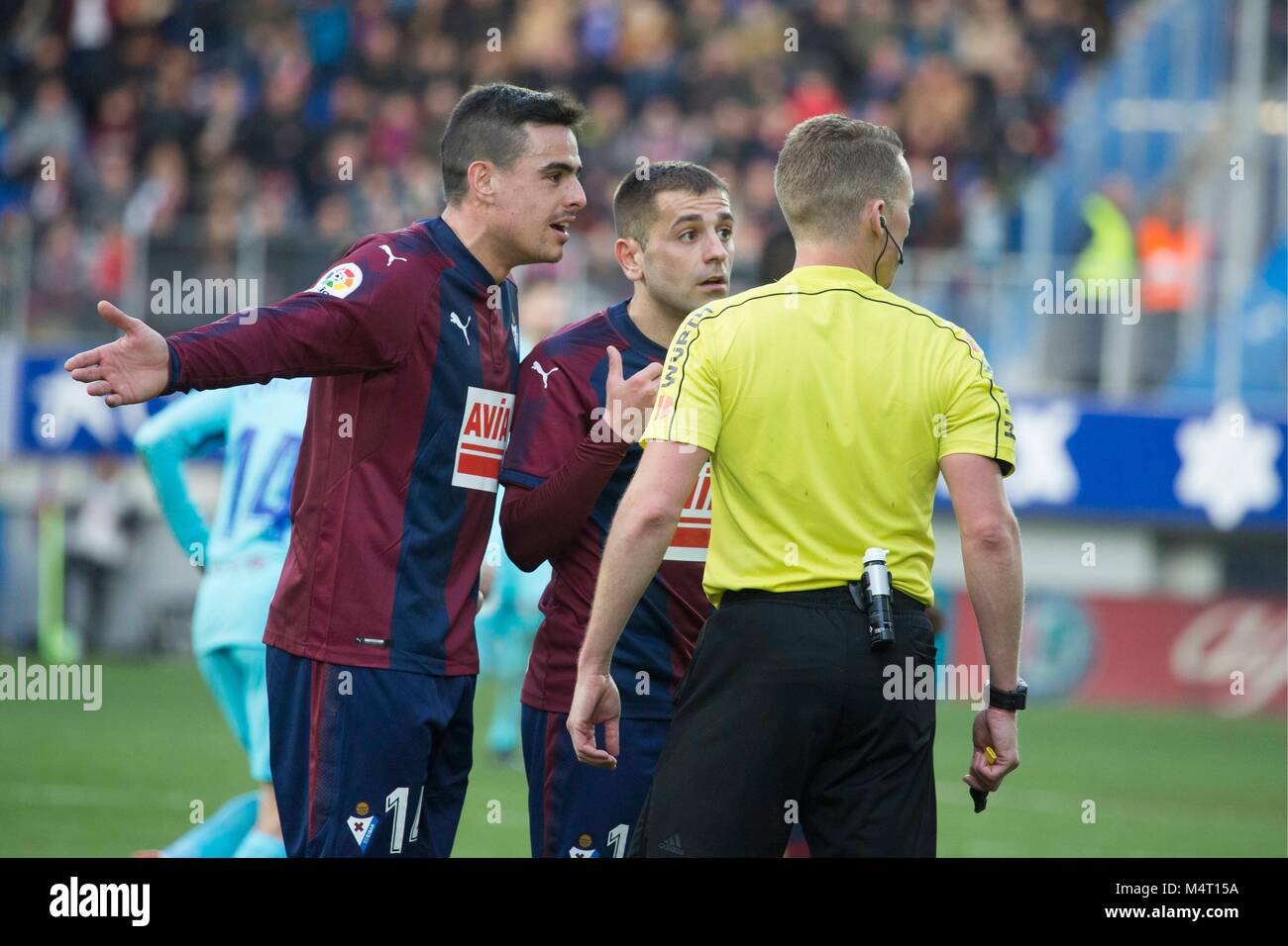 The referee Hernandez Hernandez in action during the Santander League ...