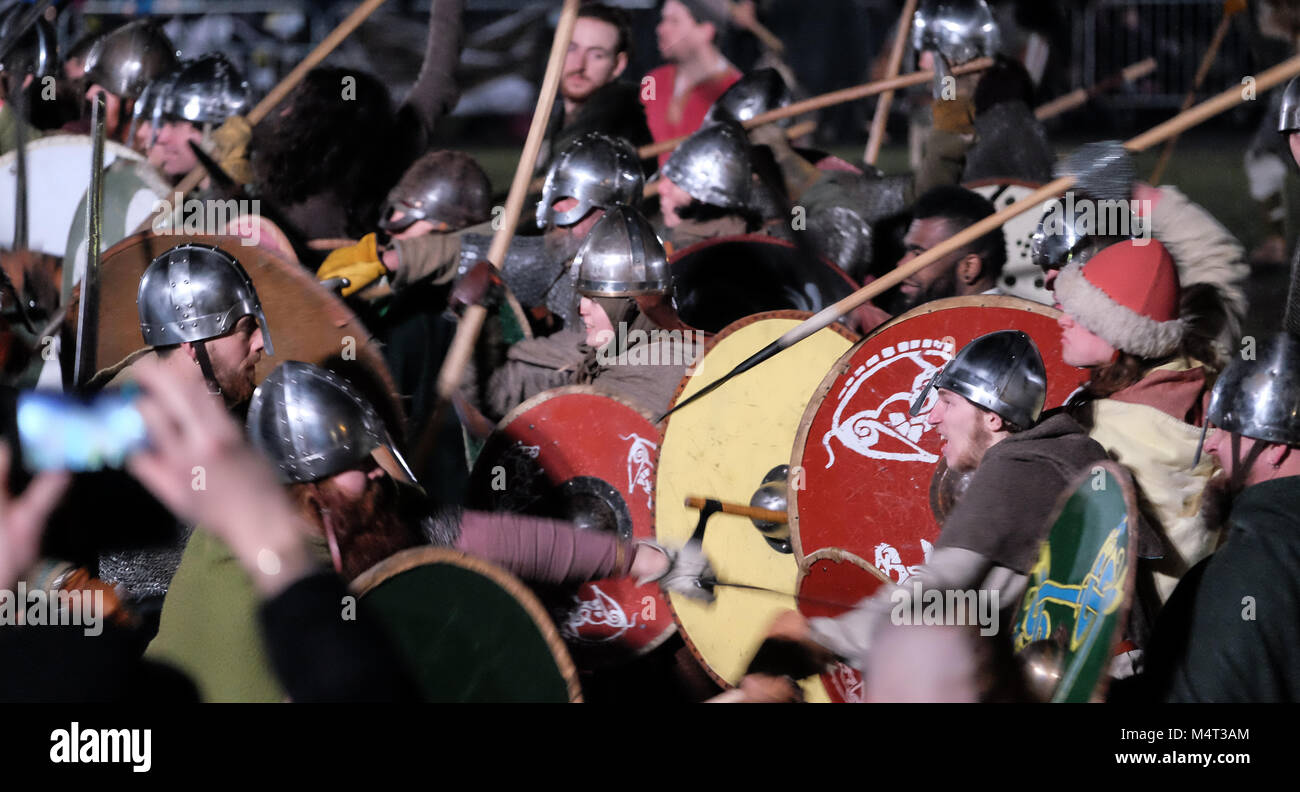 Anglo saxons fighting the vikings hi-res stock photography and images ...