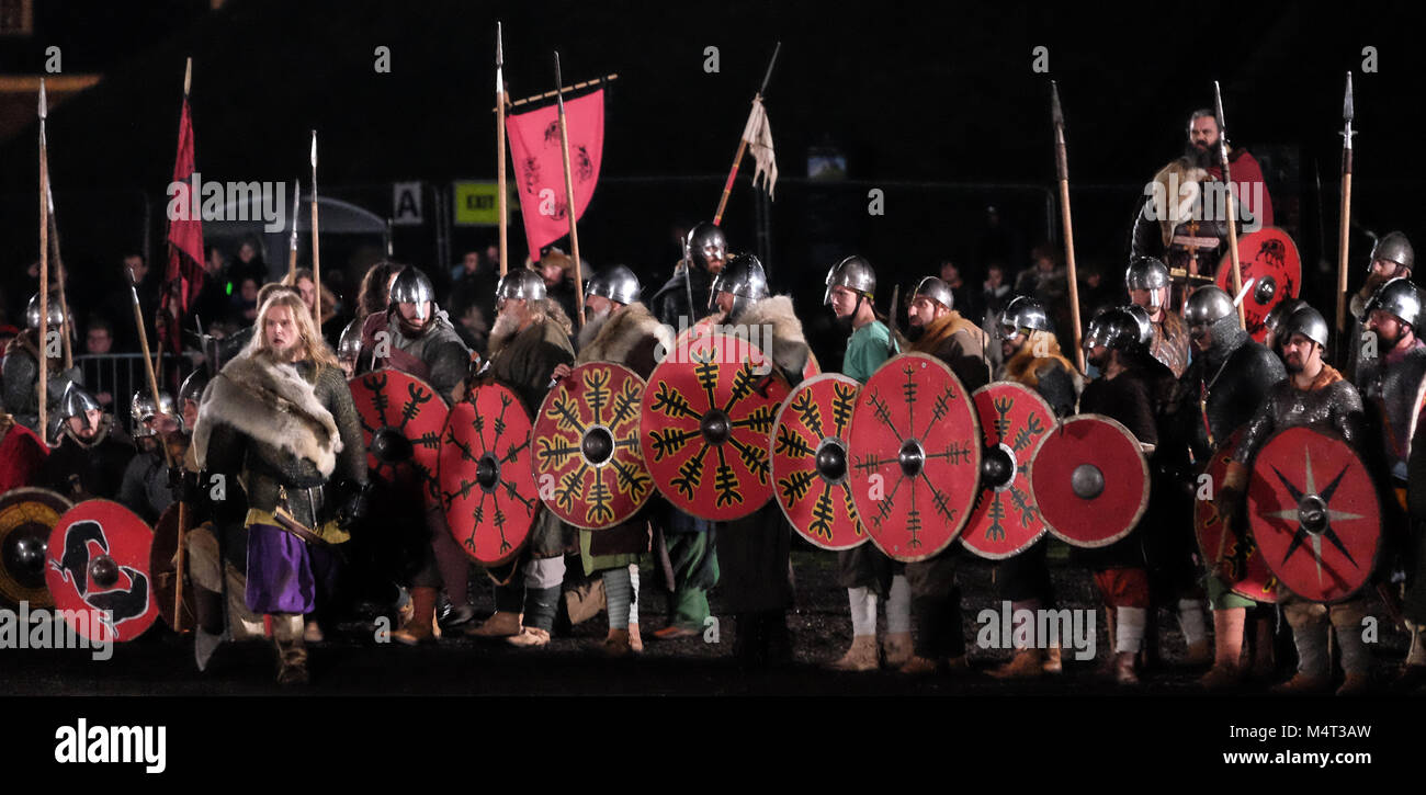 Anglo saxons fighting the vikings hi-res stock photography and images ...