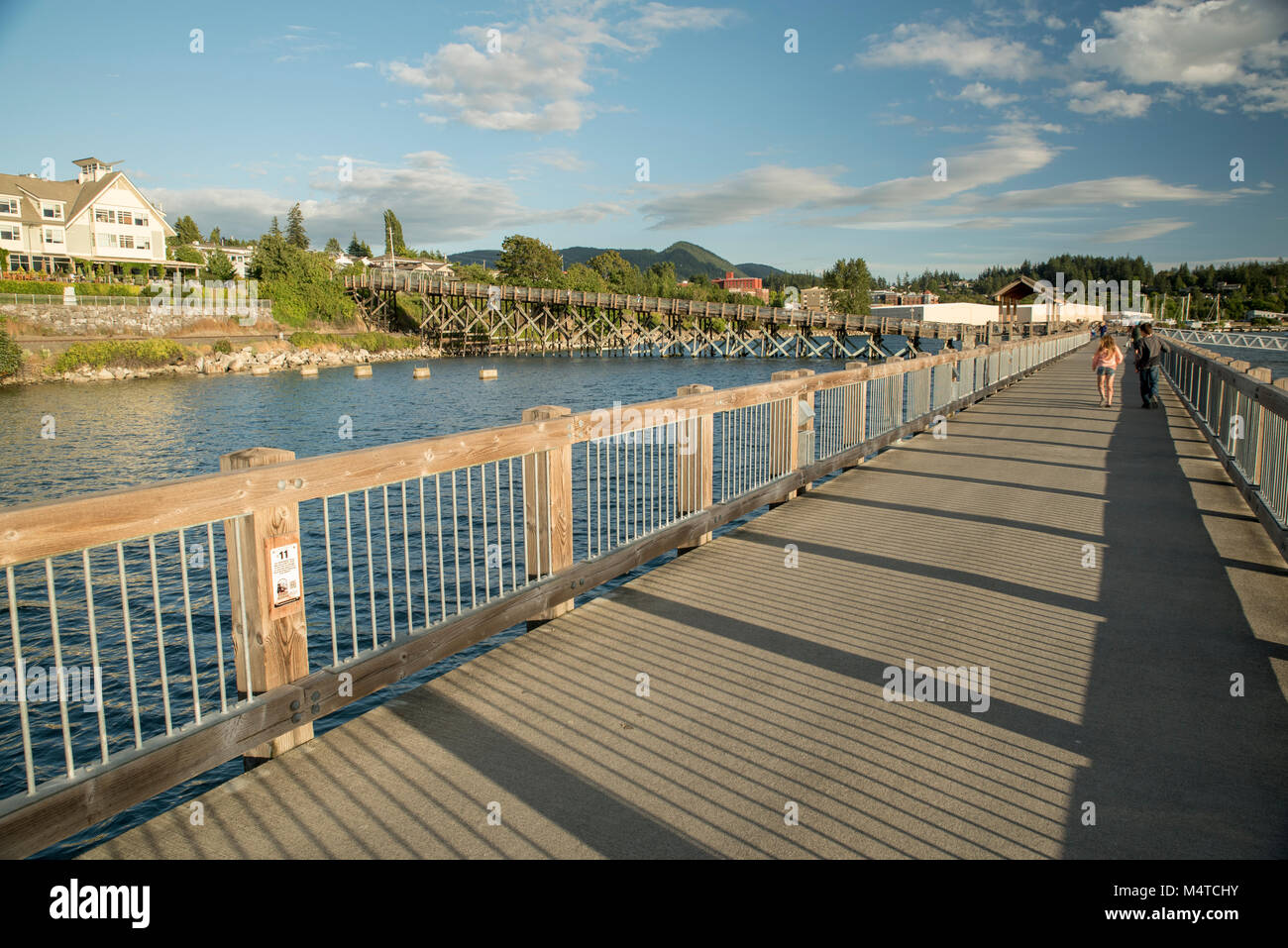 Bellingham, WA, USA. Taylor Street Boardwalk on Bellingham Bay on a ...