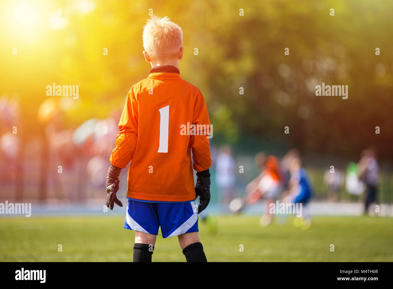 Youth soccer goalkeeper training hi-res stock photography and images ...