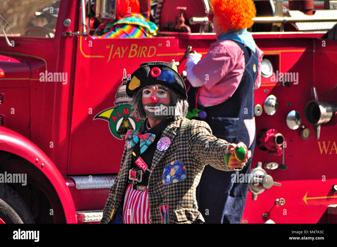 Adult clowns hi-res stock photography and images - Alamy
