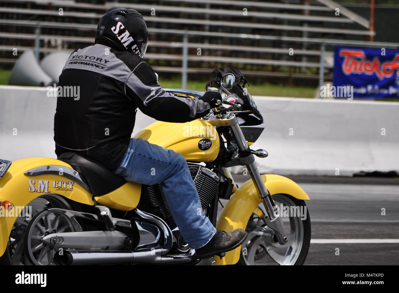 Man Racing his Motorcycle at Budds Creek Raceway Stock Photo - Alamy
