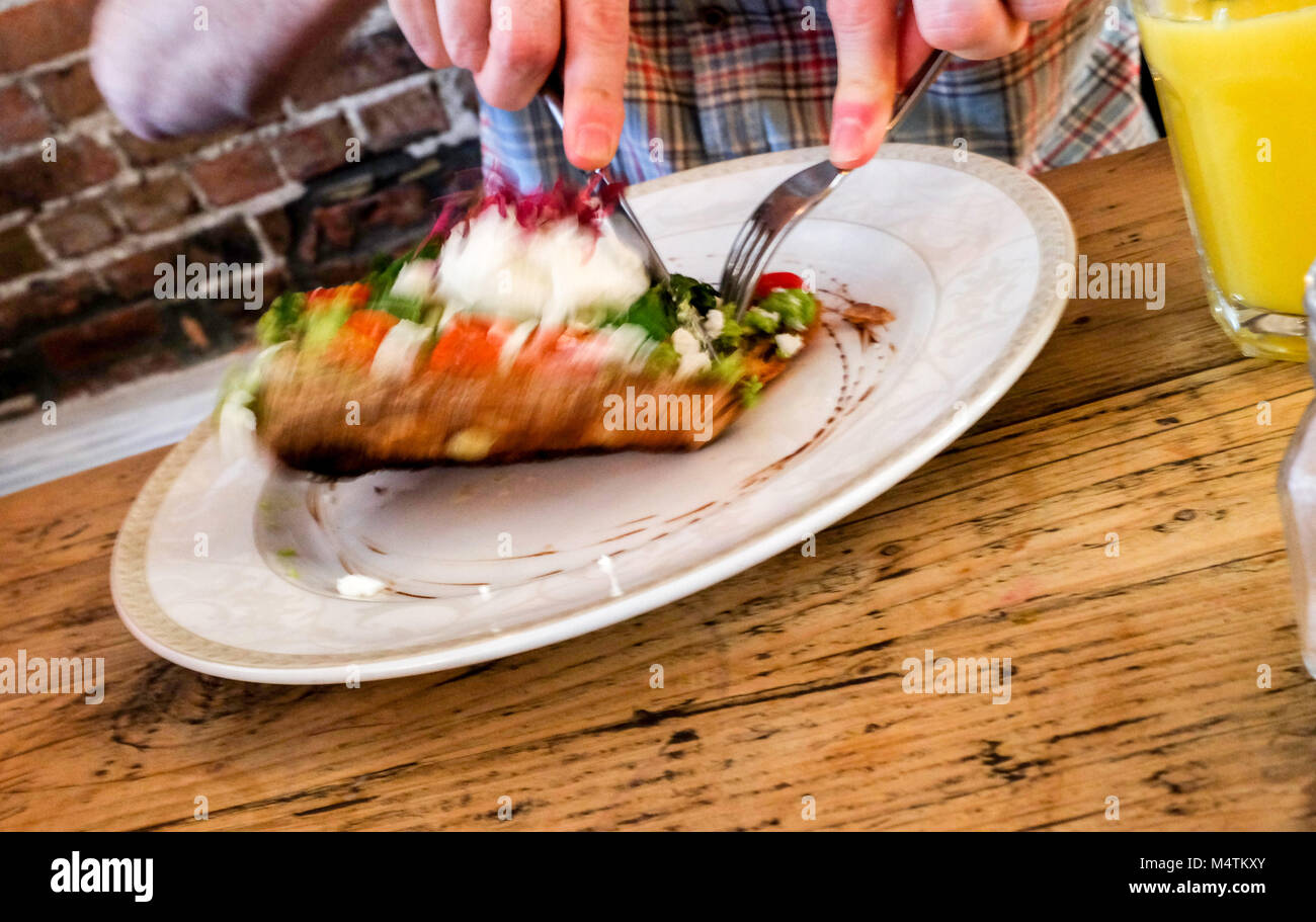 Smashed avocado chilli hi-res stock photography and images - Alamy