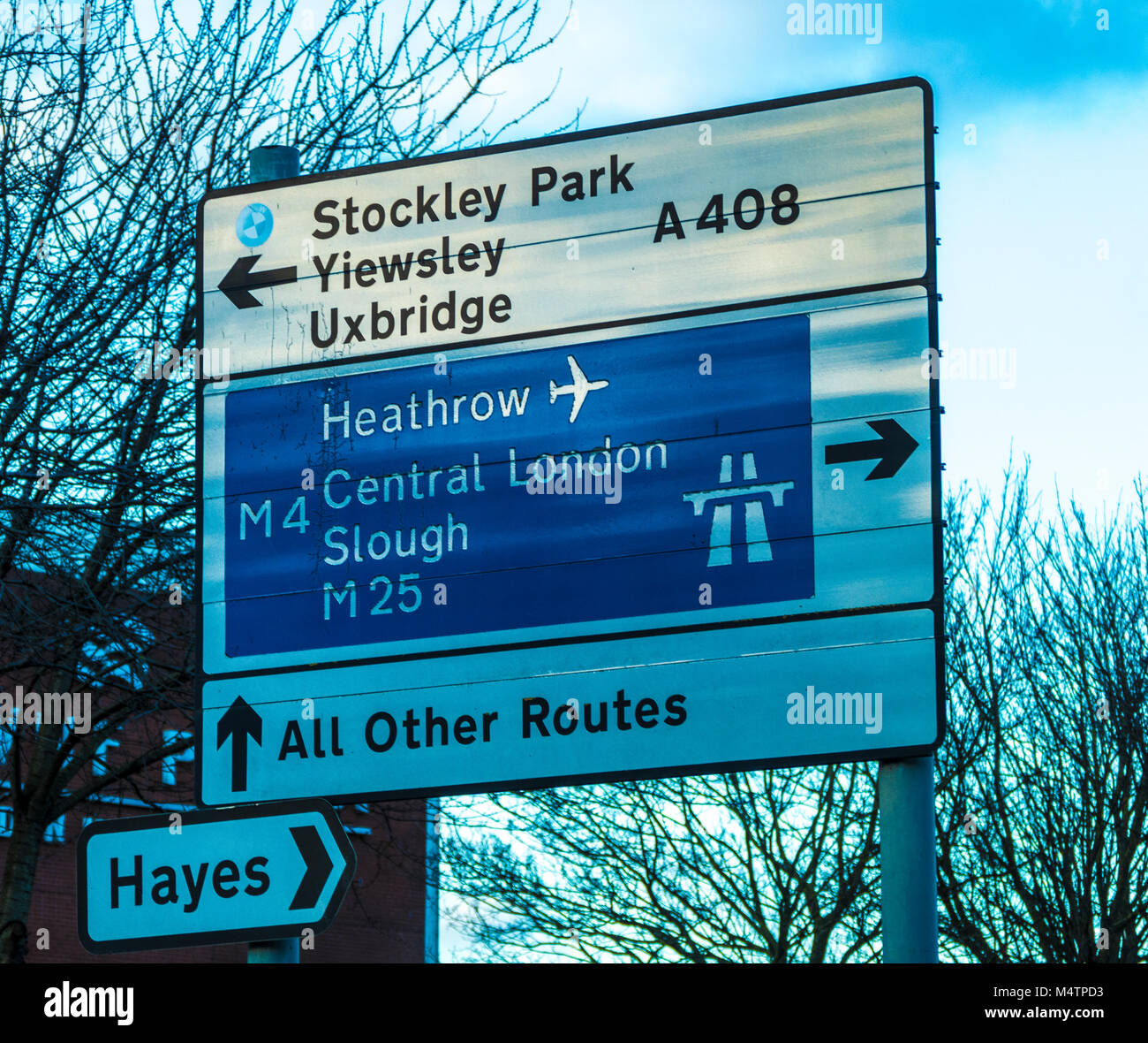 London all other routes sign hi-res stock photography and images - Alamy