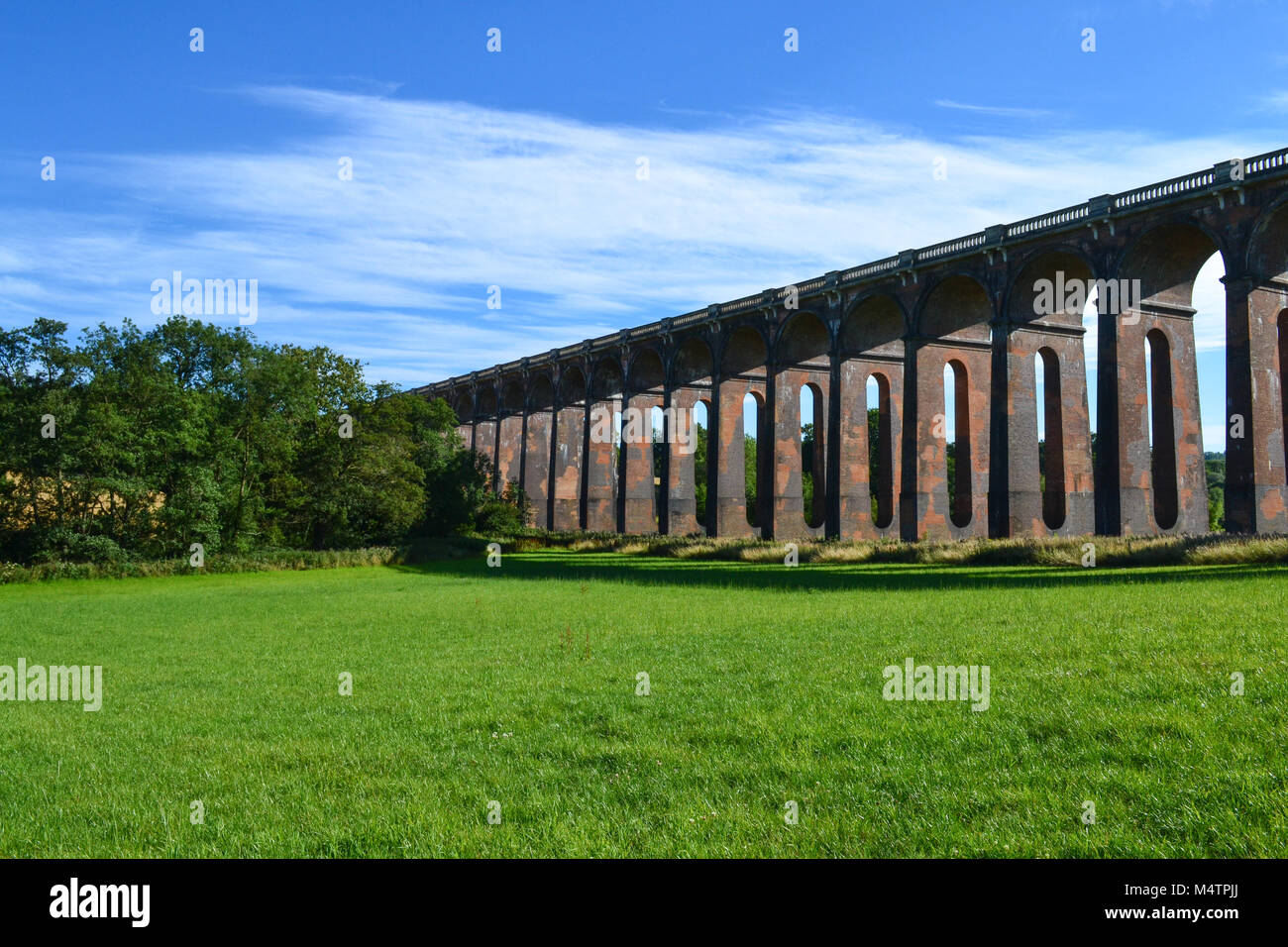 Viaduct Train Sussex High Resolution Stock Photography and Images - Alamy