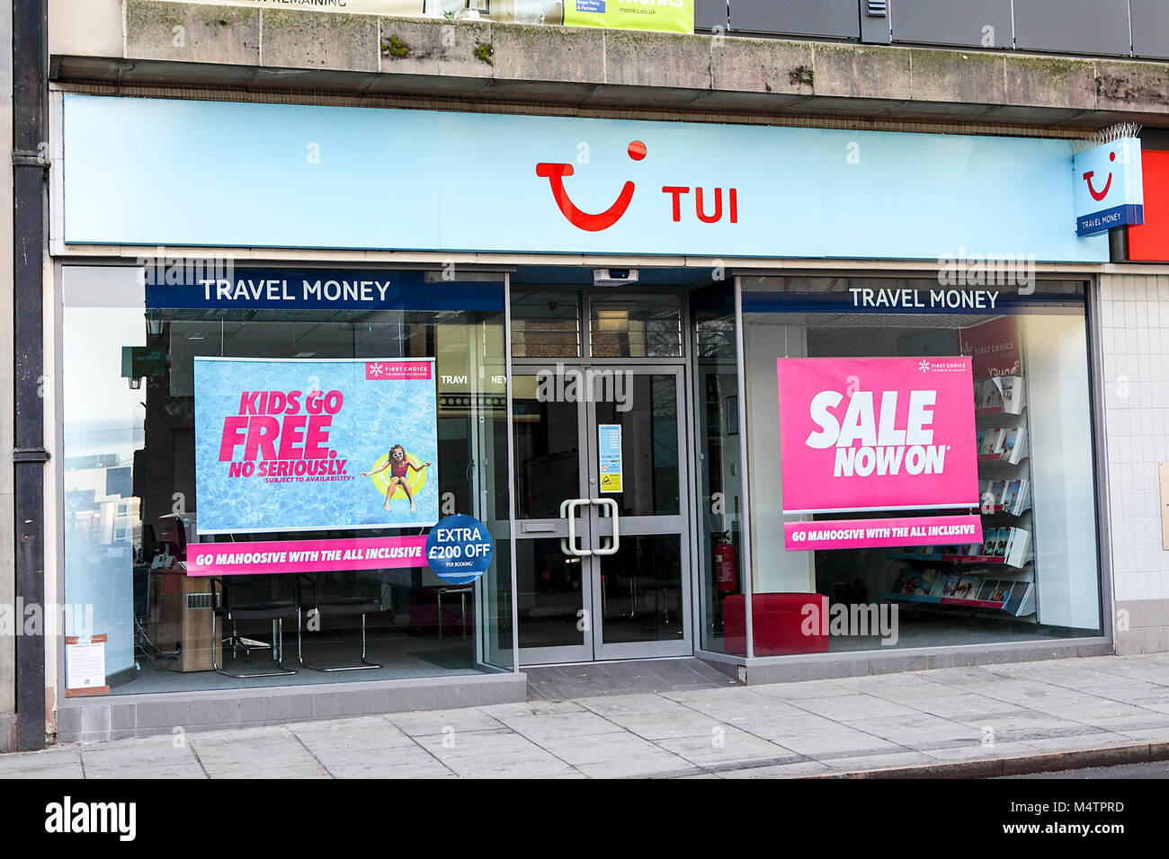 One of a set of (28) images on this shoot of high street popular brands ...