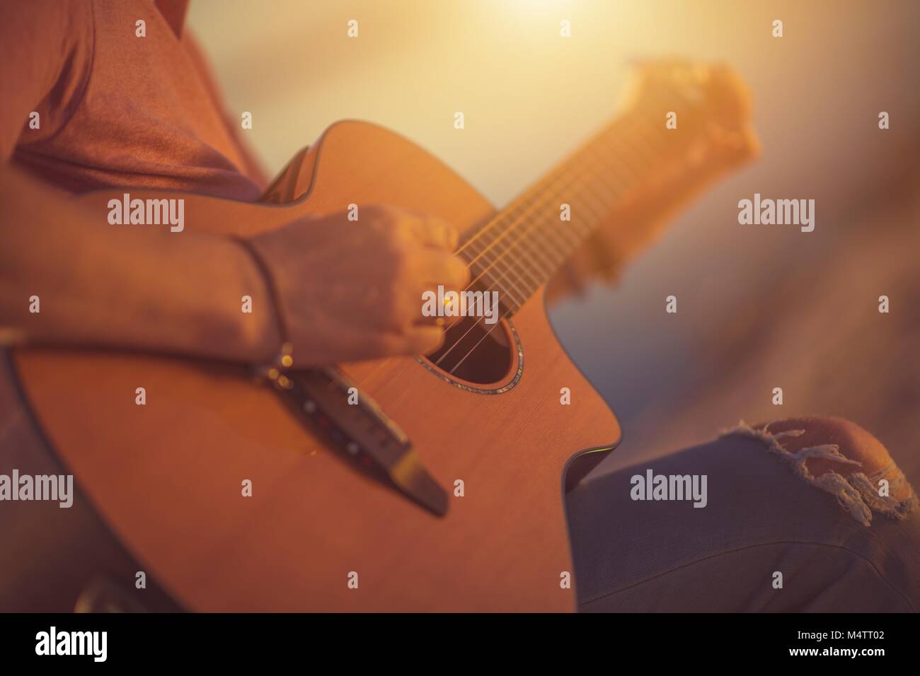 Ballad singer hi-res stock photography and images - Alamy