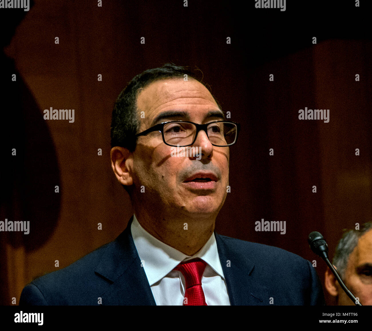 Steven mnuchin trump hi-res stock photography and images - Alamy
