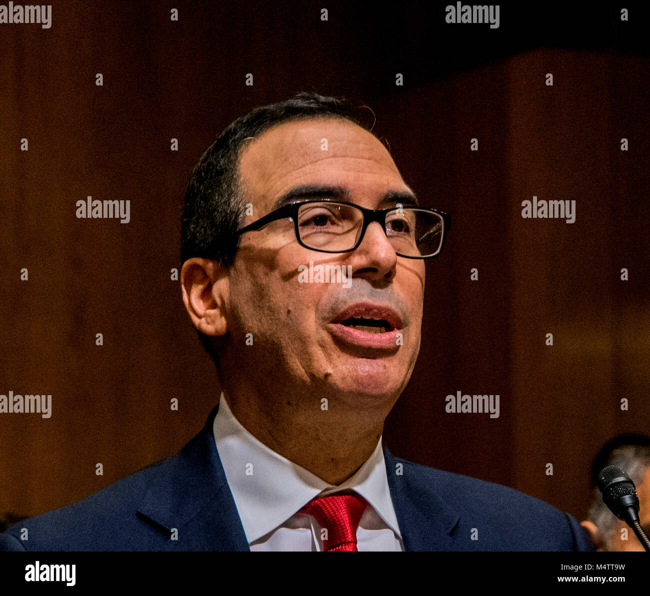 Steven mnuchin trump hi-res stock photography and images - Alamy