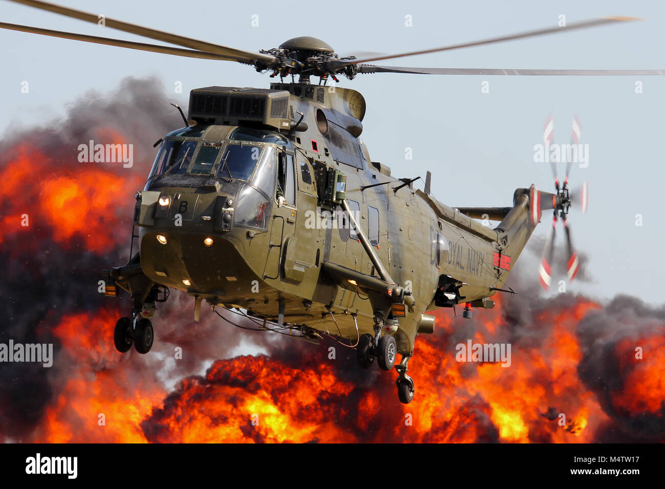 Sea king hc4 commando hi-res stock photography and images - Alamy