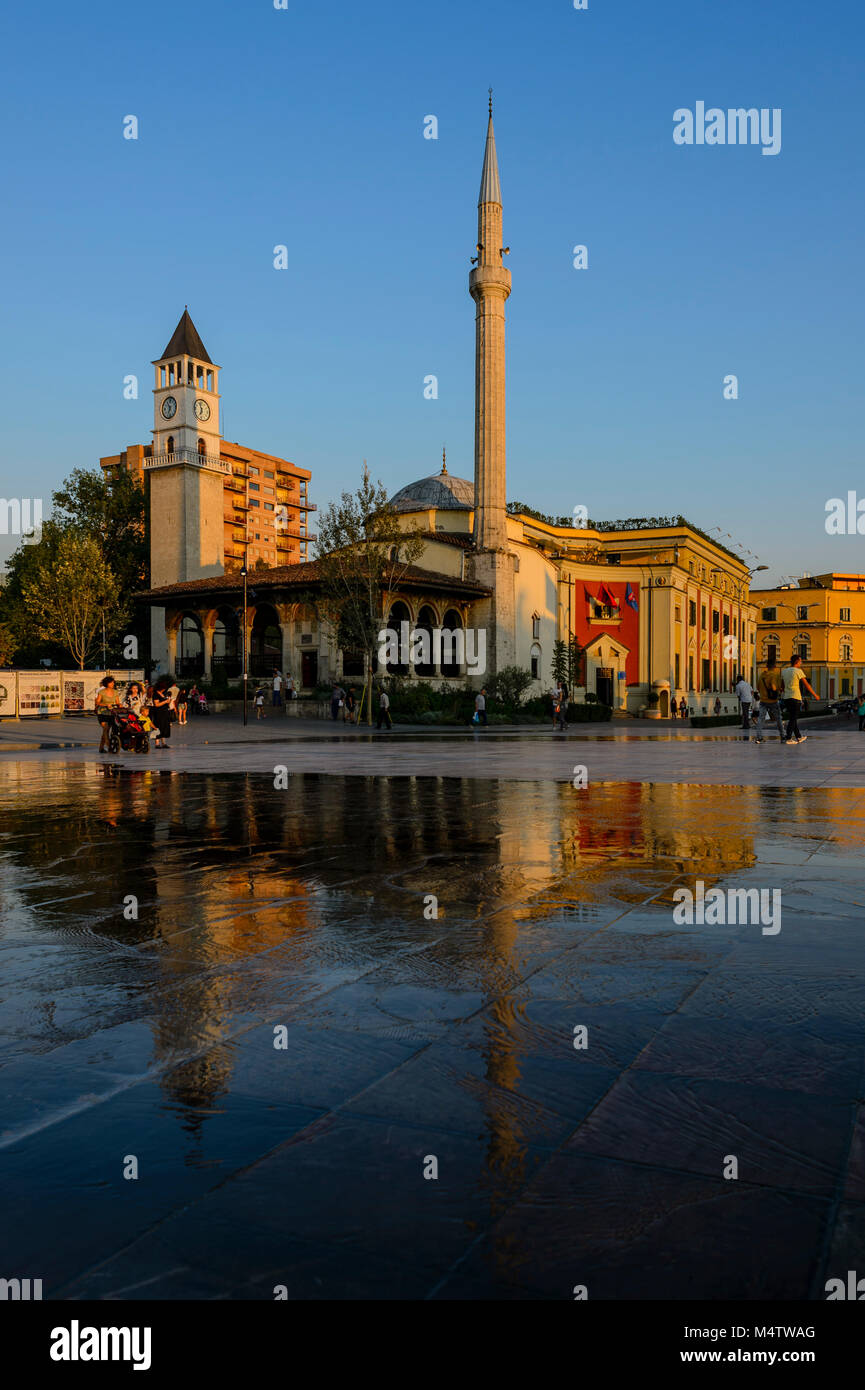 Plaza skanderberg hi-res stock photography and images - Alamy